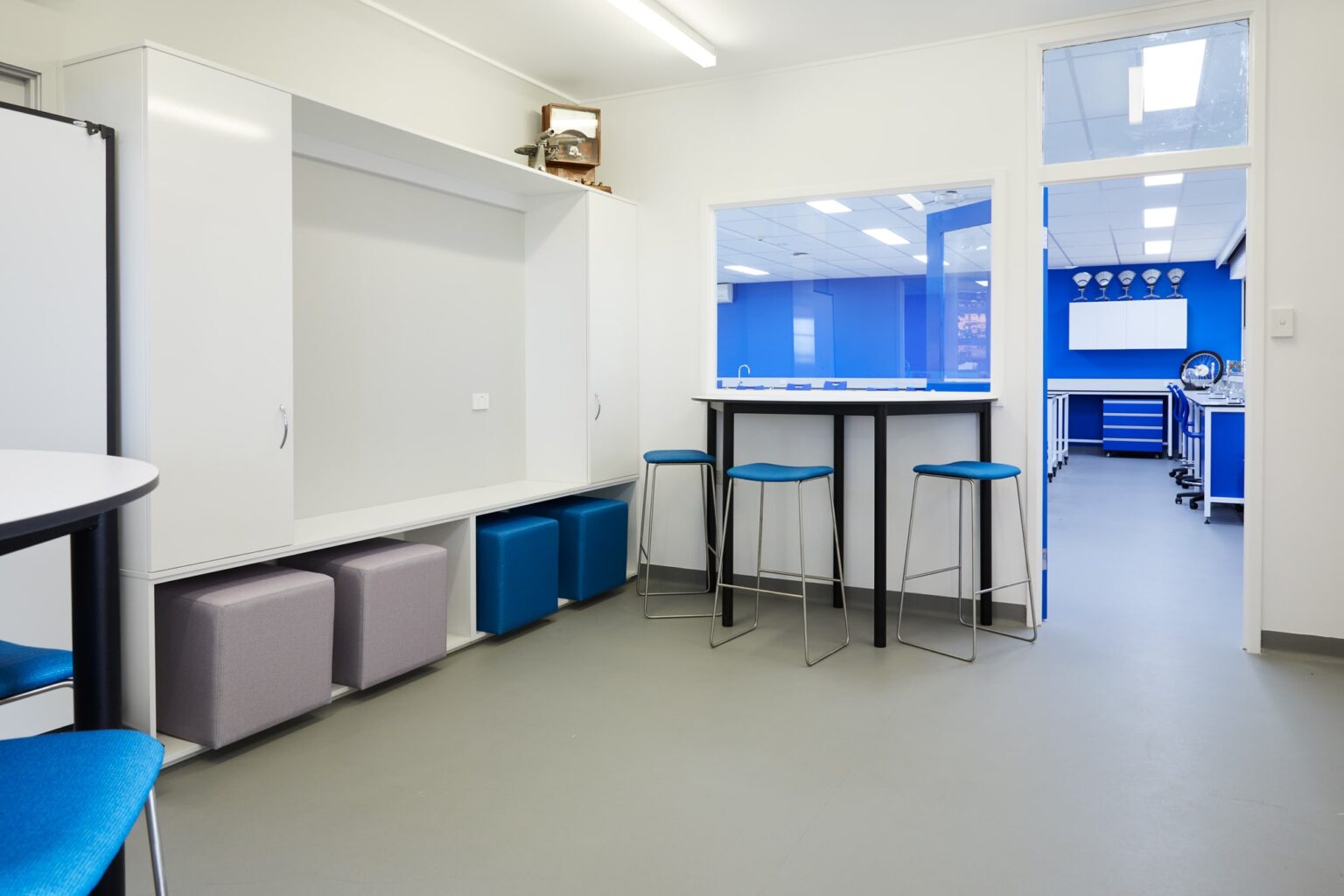 Clayfield College - Civic Australia